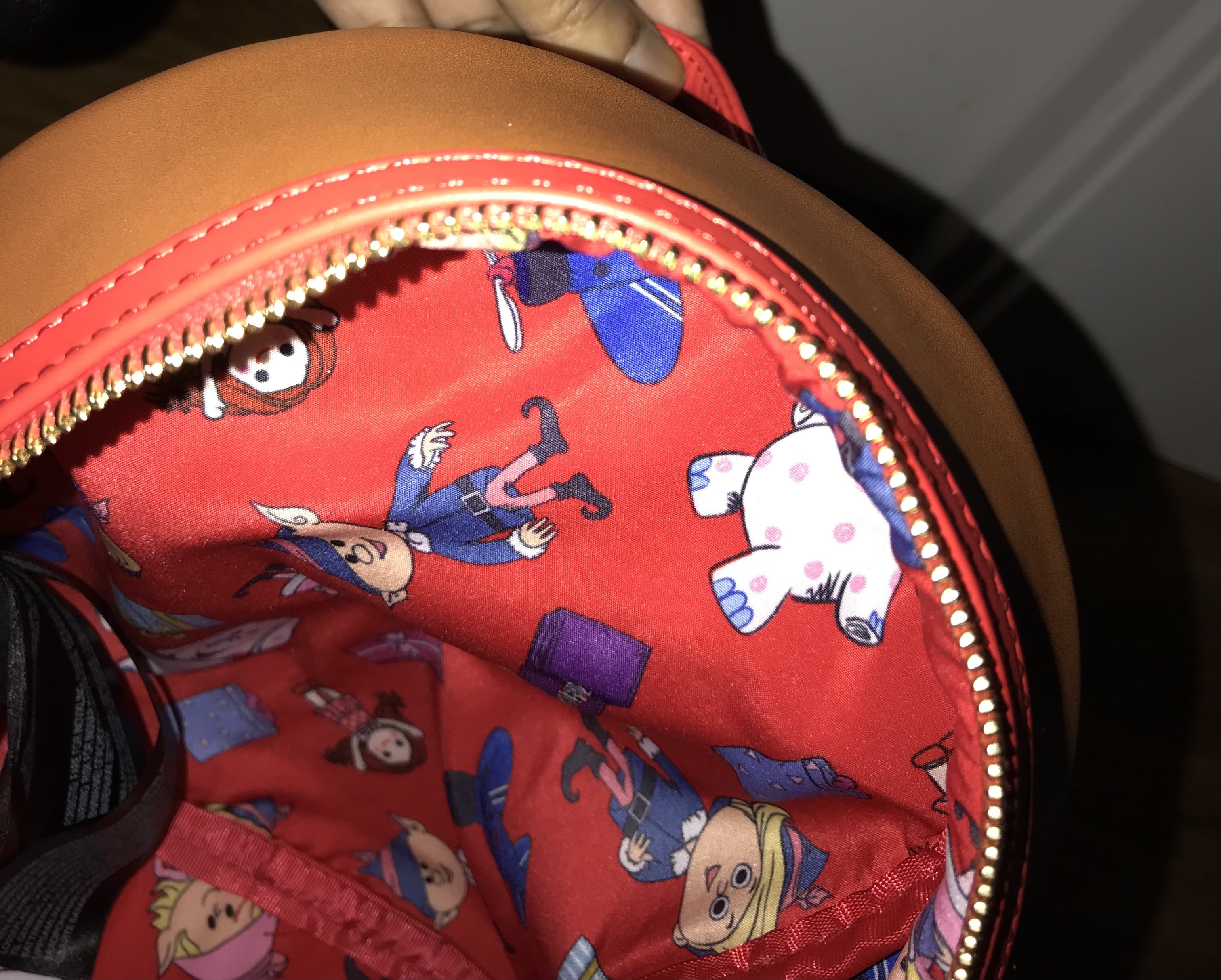 REVIEW: Rudolph the Red-Nosed Reindeer Light Up Backpack